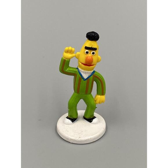 Muppets | Toys | Vintage 985 Sesame Street Bert 2 Mini Small Figure ...